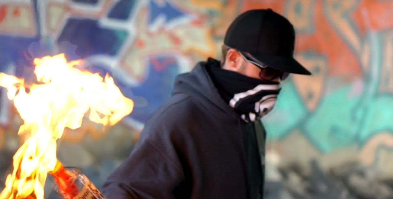 Sinis – Jouer avec le feu | Actualité | Journal du Hip Hop