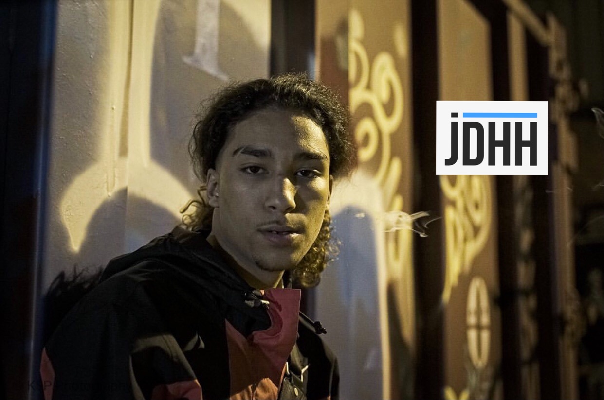 VT se fait arrêter de façon musclée, Enima fait appel à son avocat ...